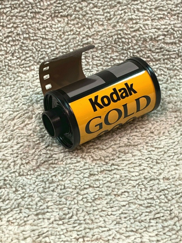 Buy Kodak GOLD 200 Color Negative Film (35mm Roll Film, 24 Exposures ...